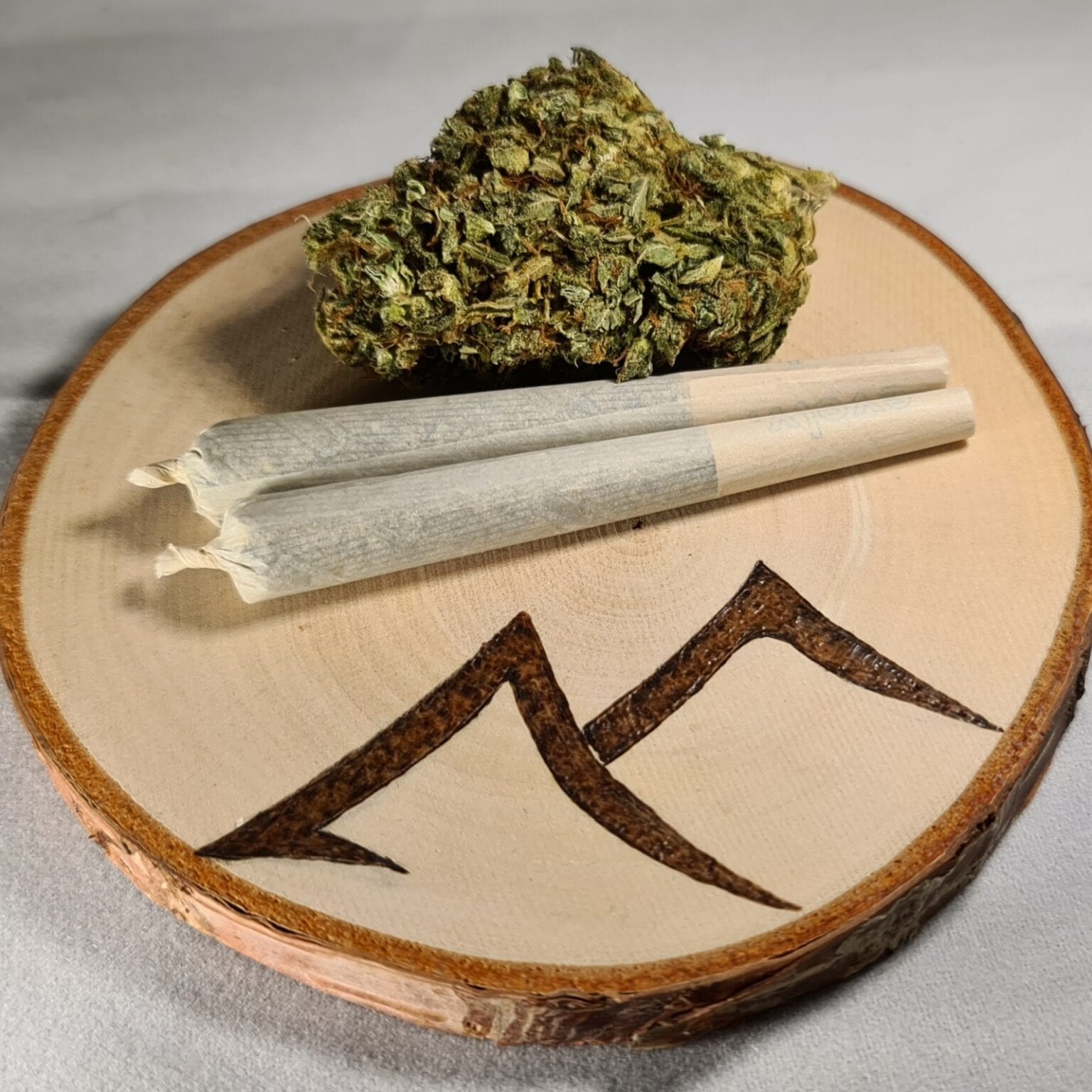 MK Ultra - 2 x 0.5g Pre Roll Joints - Indica | Mount Herbal Weed Delivery